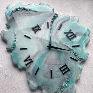 Geode Wall Clock Epoxy Resin Wall Clock Housewarming Gift Firts Home ...