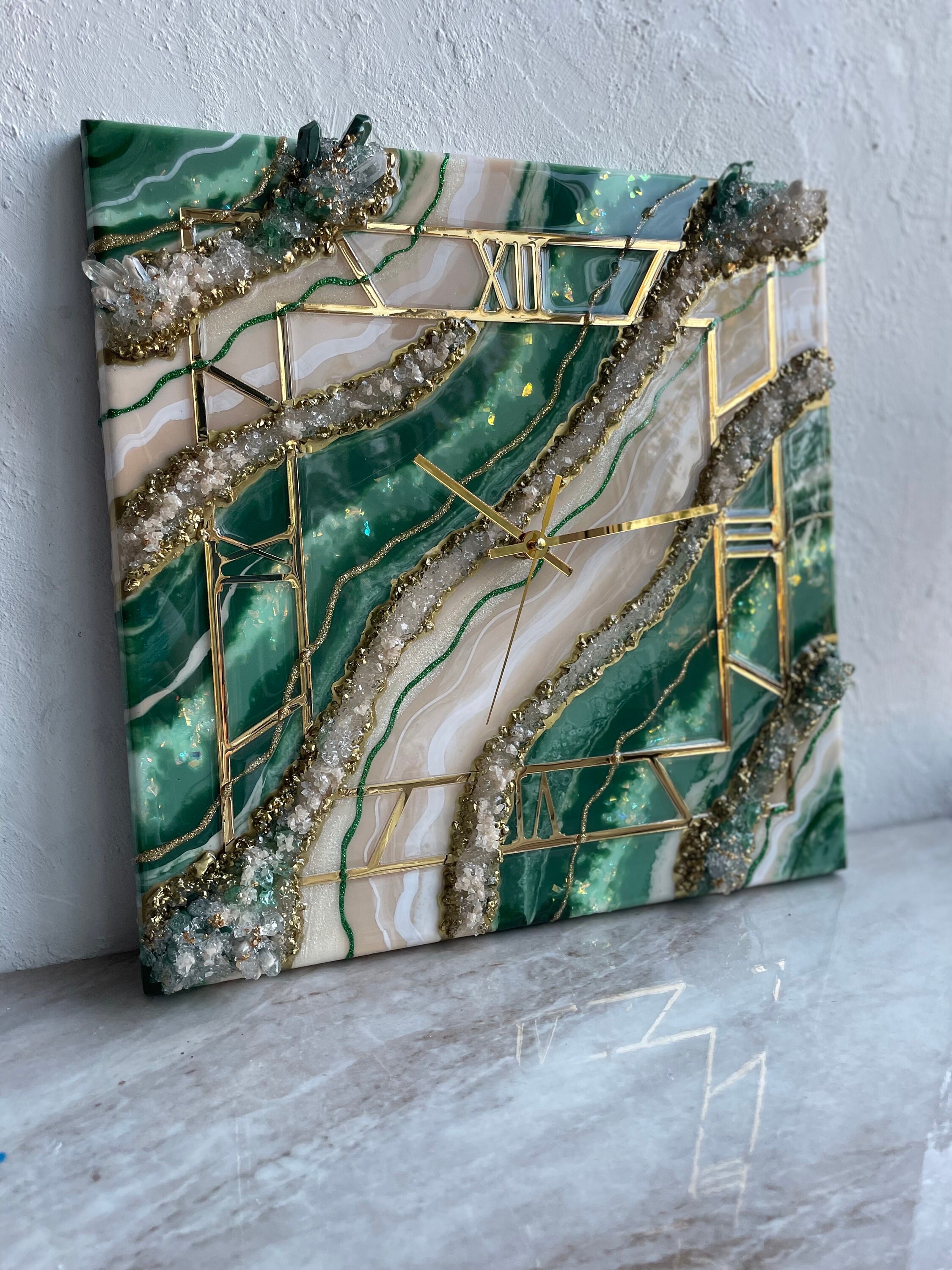 Resin Square Geode Clock Geode Green Beige Crystal Clock - Etsy