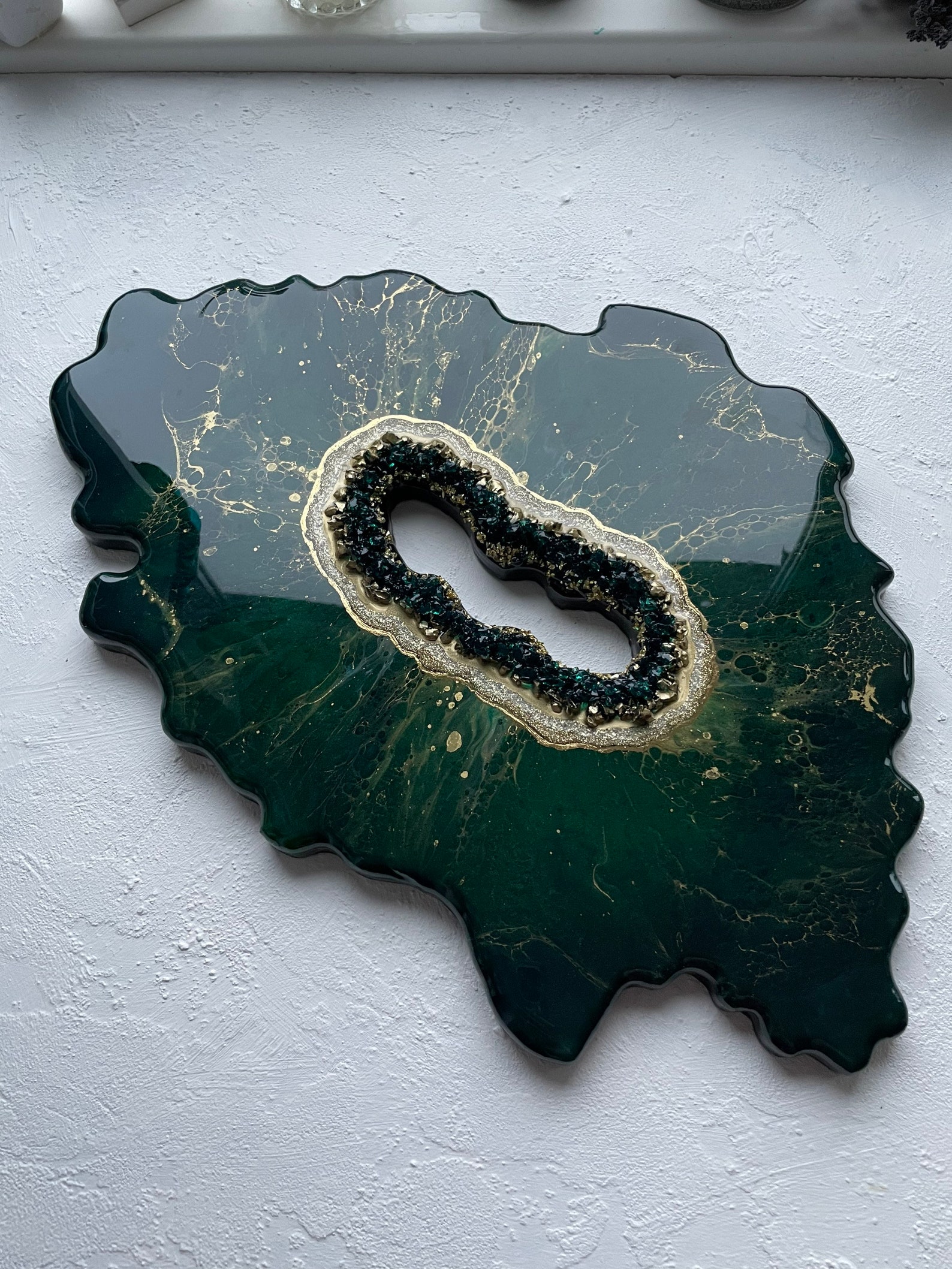 Geode Wall Picture, Wall Painting, Geode Wall, Emerald Gold Geode ...