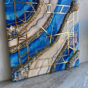 Resin Square Blue Beige Geode Clock, Geode Beige Crystal Clock Resin ...