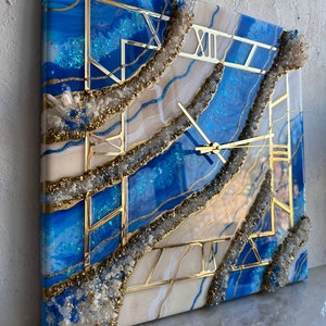 Resin Square Blue Beige Geode Clock, Geode Beige Crystal Clock Resin ...