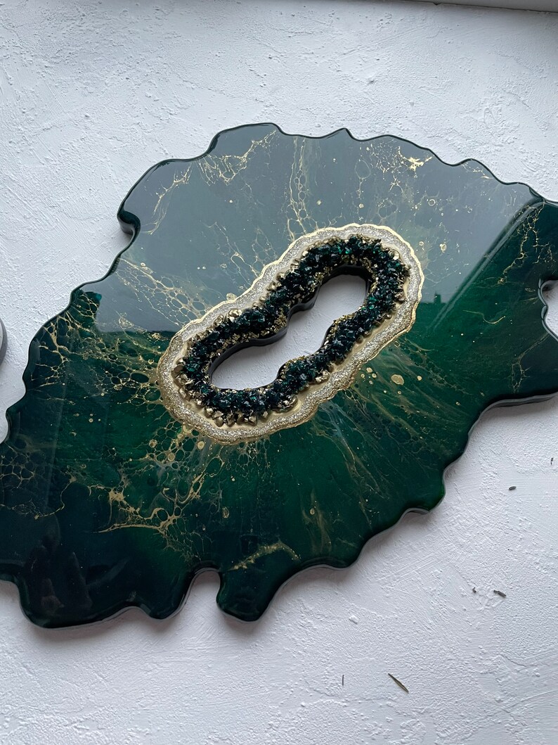 Geode Wall Picture, Wall Painting, Geode Wall, Emerald Gold Geode ...