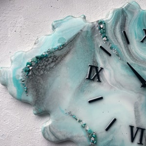 Geode Wall Clock Epoxy Resin Wall Clock Housewarming Gift Firts Home ...