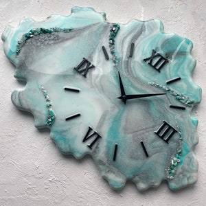 Geode Wall Clock Epoxy Resin Wall Clock Housewarming Gift Firts Home ...