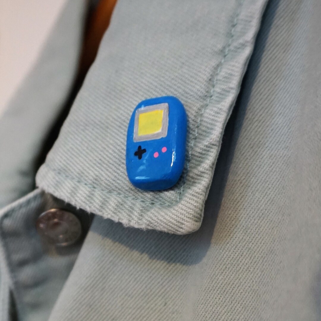 Nostalgic Game | Cute Handmade Clay Pin - Etsy
