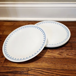 Corelle Blue Snowflake Garland Set of 5 Dinner Plates imperfect - Etsy