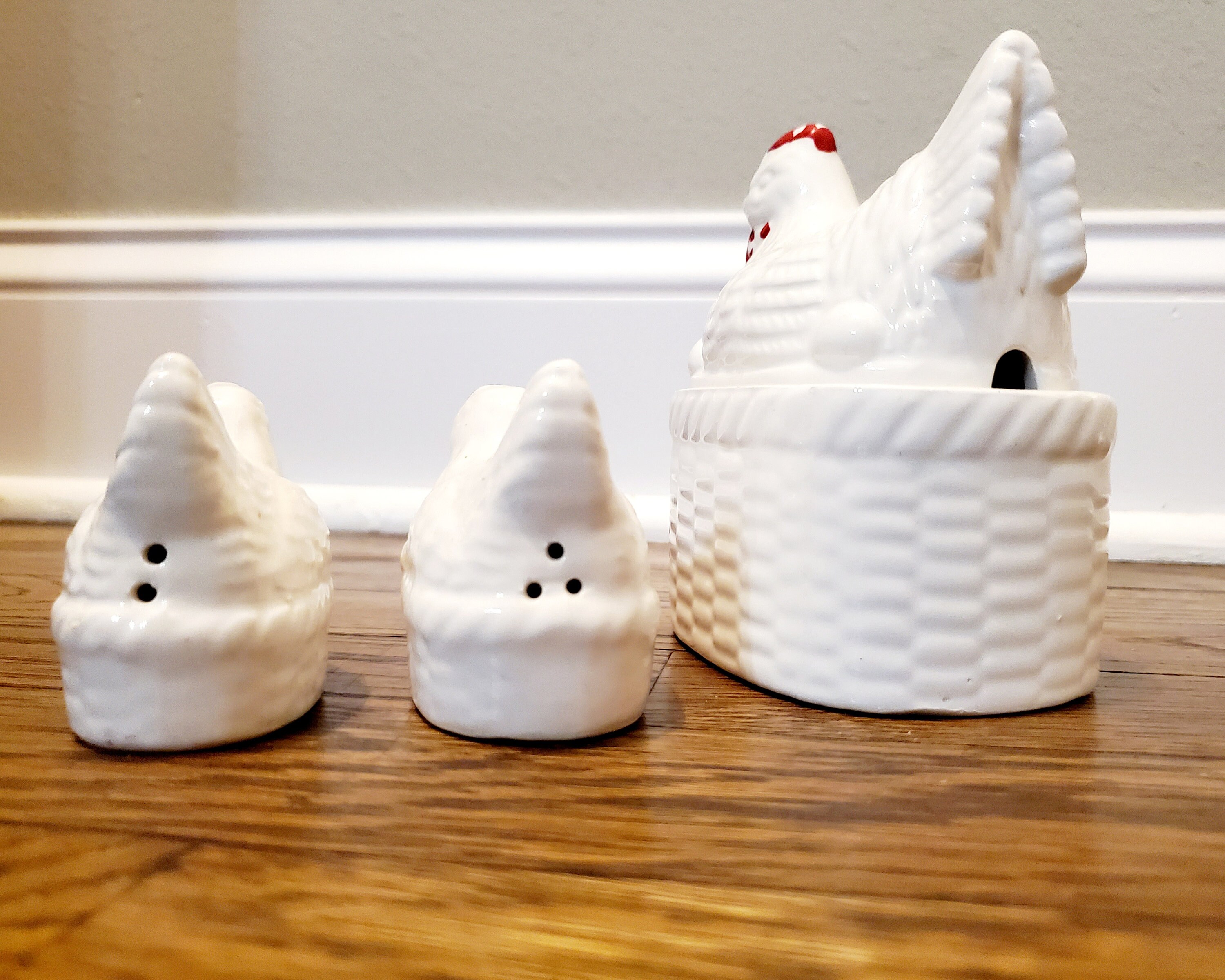 Salt & Pepper Shakers Dining & Serving Ceramic 3 Piece Sugar Salt and ...