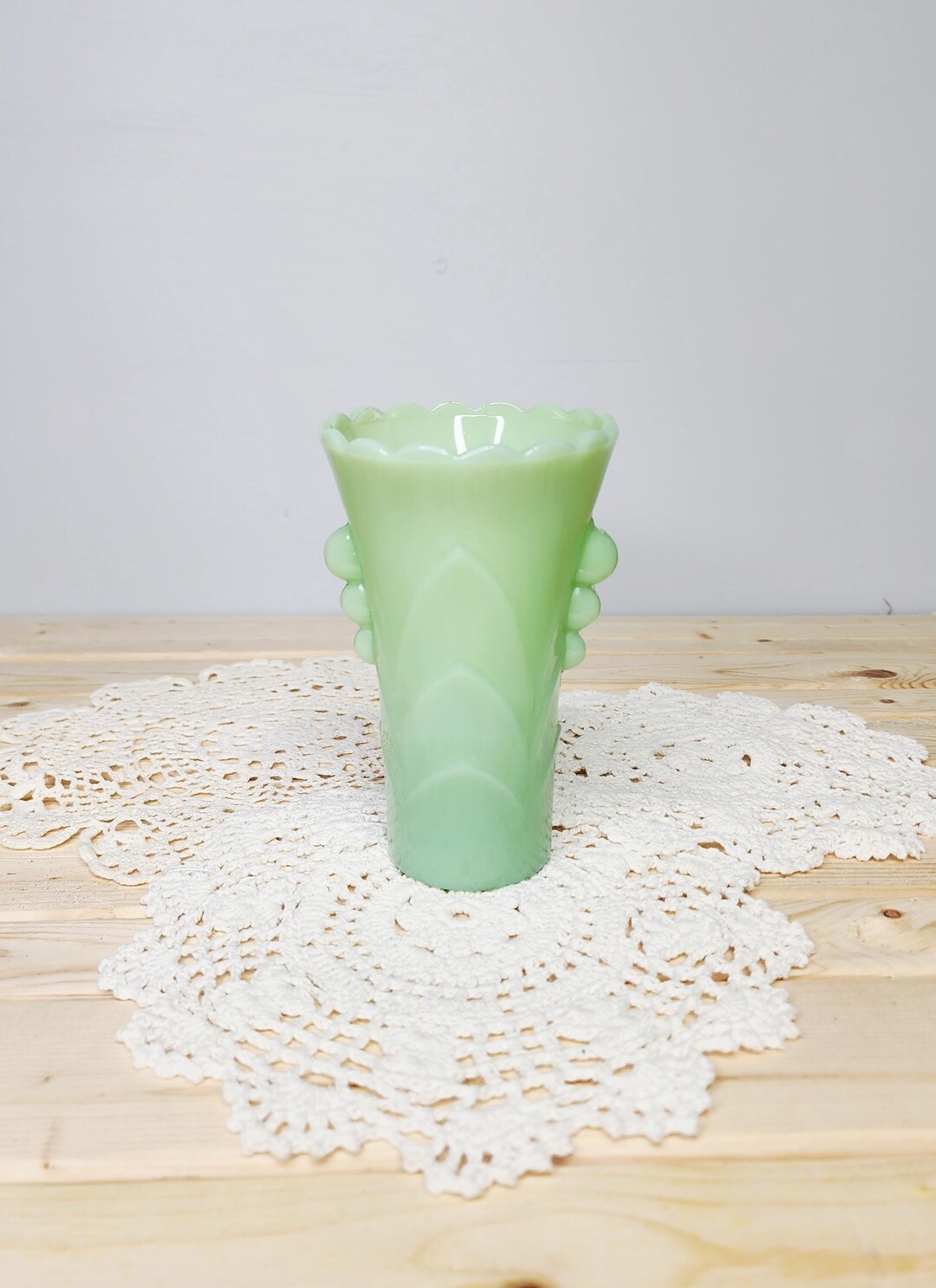 Art Deco Jadeite Small Green Milk Glass Vase - Etsy