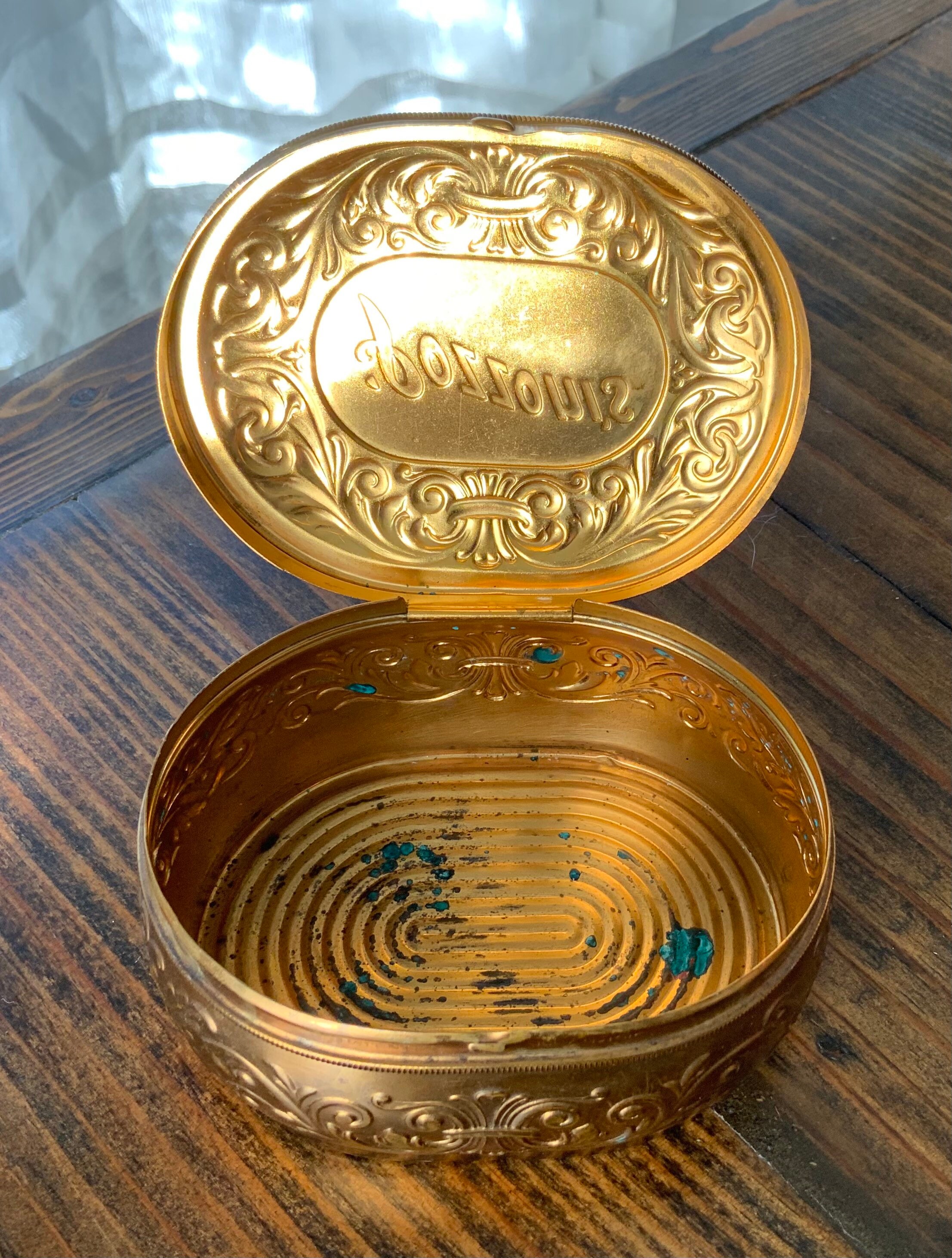 Pozzonis Antique Powder Box - Etsy