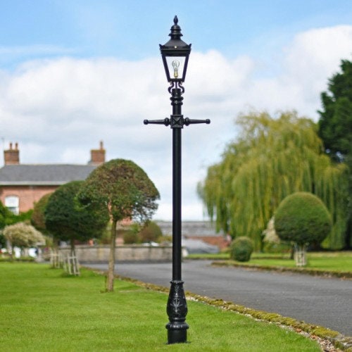 Victorian Lamp Post