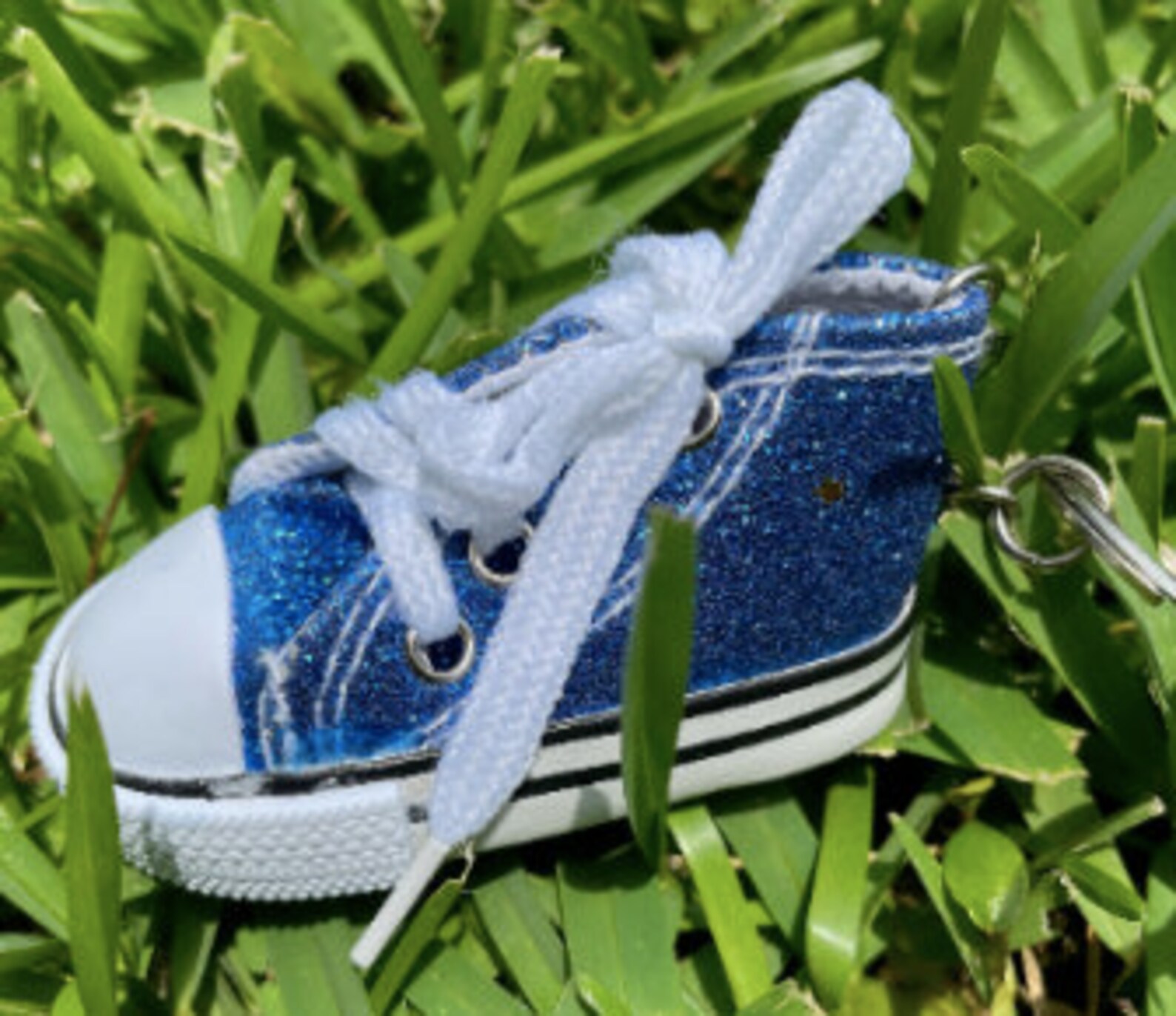 Converse Key Chains Mini Converse Keychain Shoe Keychain - Etsy