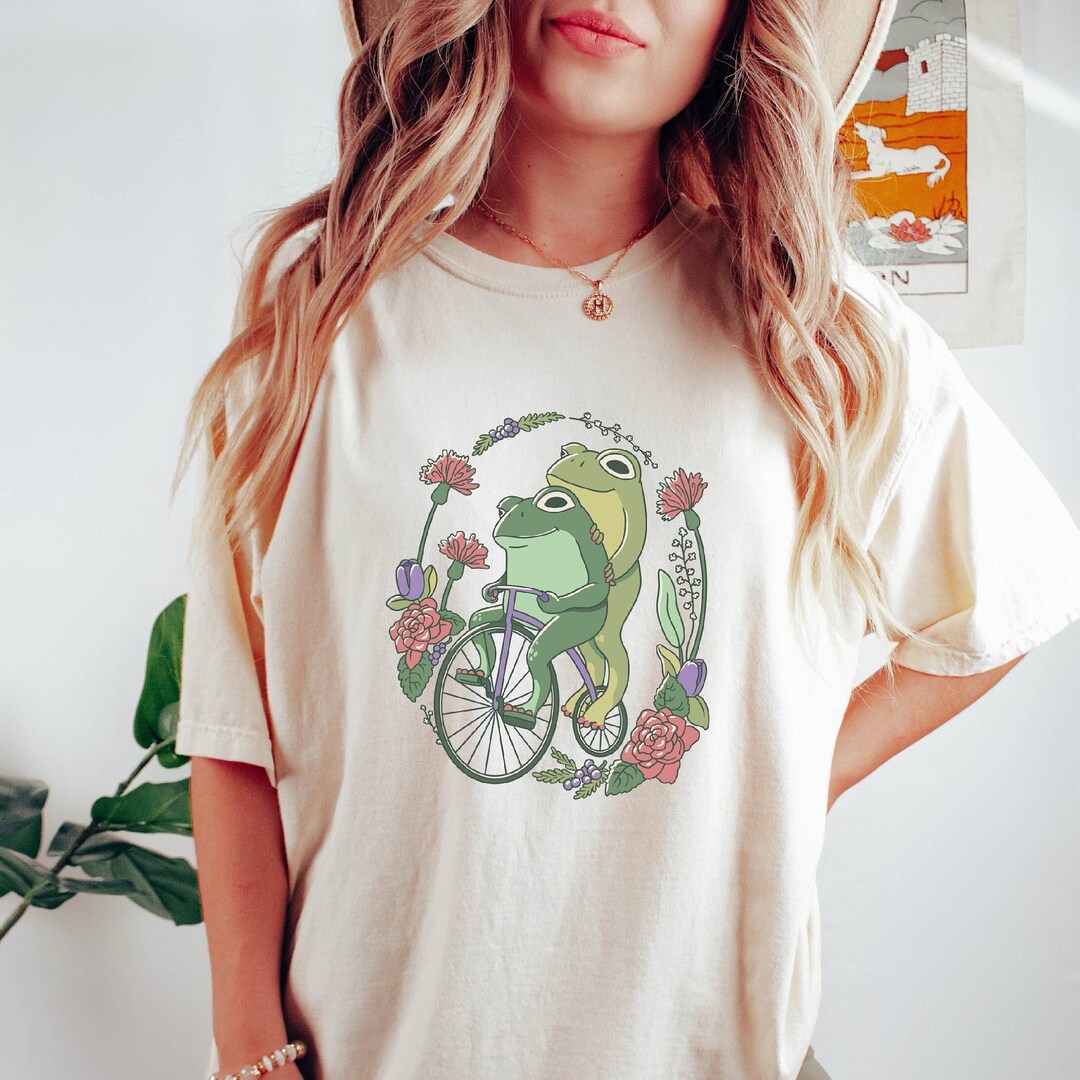 Cottagecore Frog Shirt, Cottagecore Hippie Frog Tee, Cute Frog Shirt ...