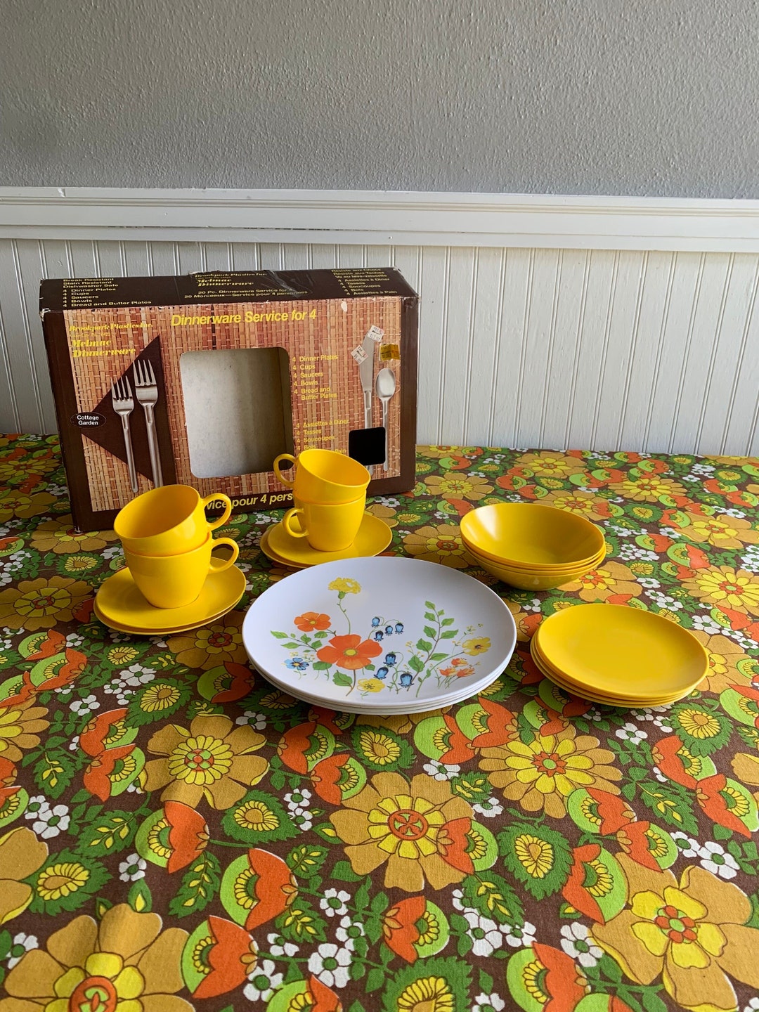 Vintage 70's Kmart Melmac Flower Power Plastic Dinner Set - Etsy