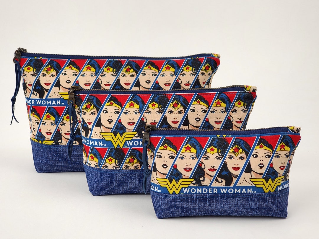 3 SIZES! - Wonder Woman Zippered Pouch / Bag / Purse for Make-up ...