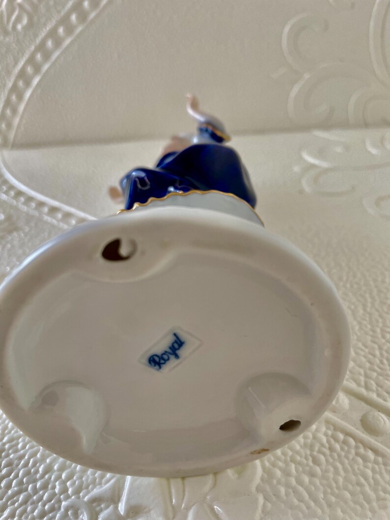 Vintage Royal Porcelain Figurine/ Blue and White - Etsy
