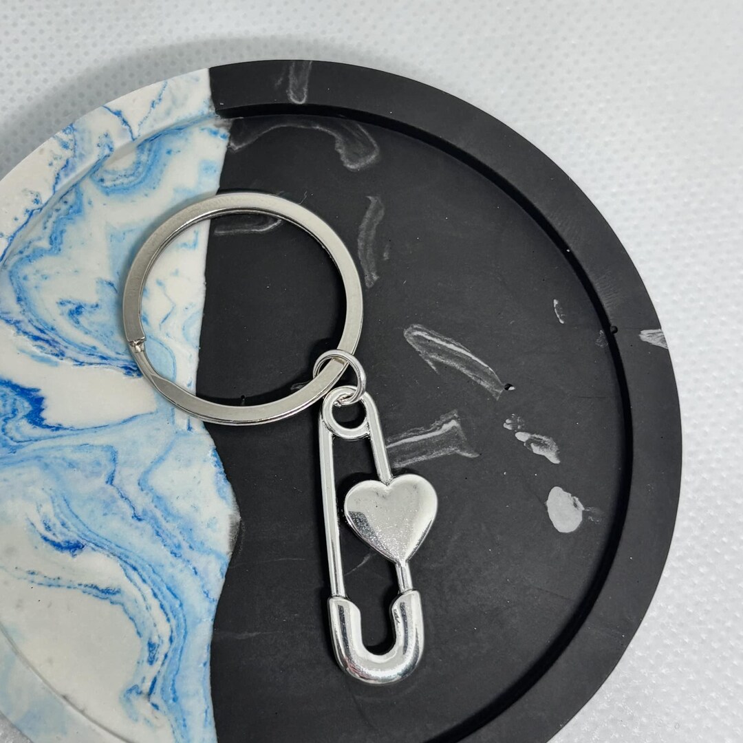 Safety Pin Promise Keyring | Safety Pin | Keyring | Key Charm | Mental ...