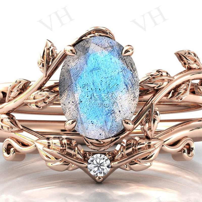 Labradorite Engagement Ring - Etsy