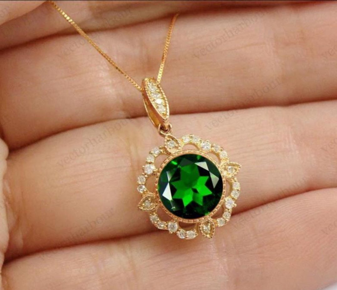 Art Deco Chrome Diopside Pendant for Women Round Shaped Chrome Diopside ...