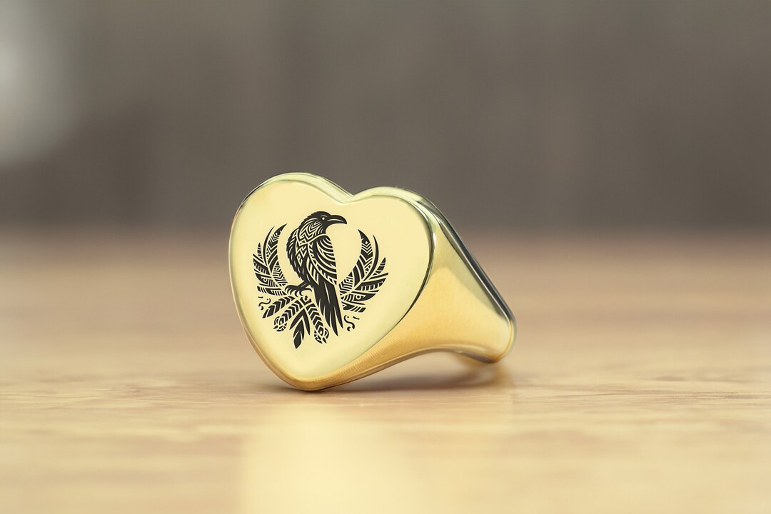 Custom Raven Signet Ring · Engraved Crow Ring · Dark Themed Ring ...