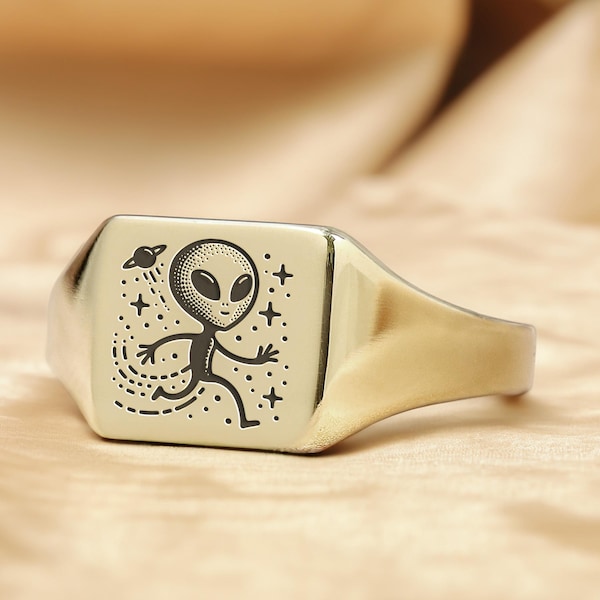 Alien Ring - Etsy