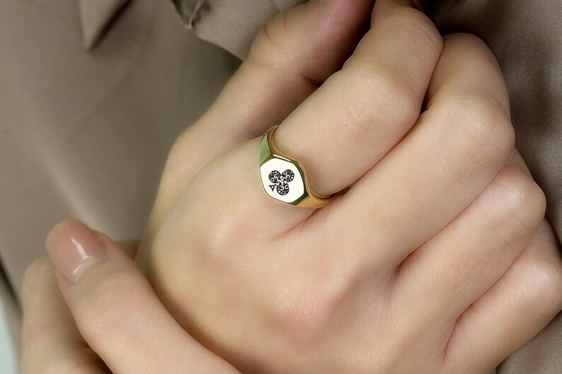 Poker Clubs Hexagon Ring · 14k Gold Poker Signet Ring · Engraved Clubs ...