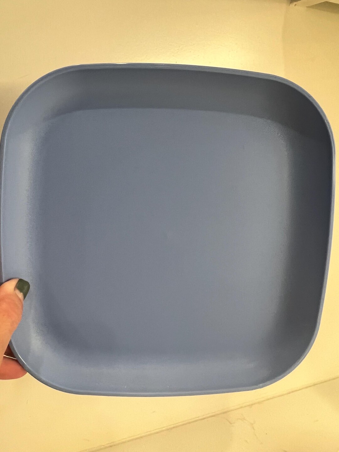 CHOICE Tupperware Square Plates, Light Pink & Blue Plastic Luncheon ...