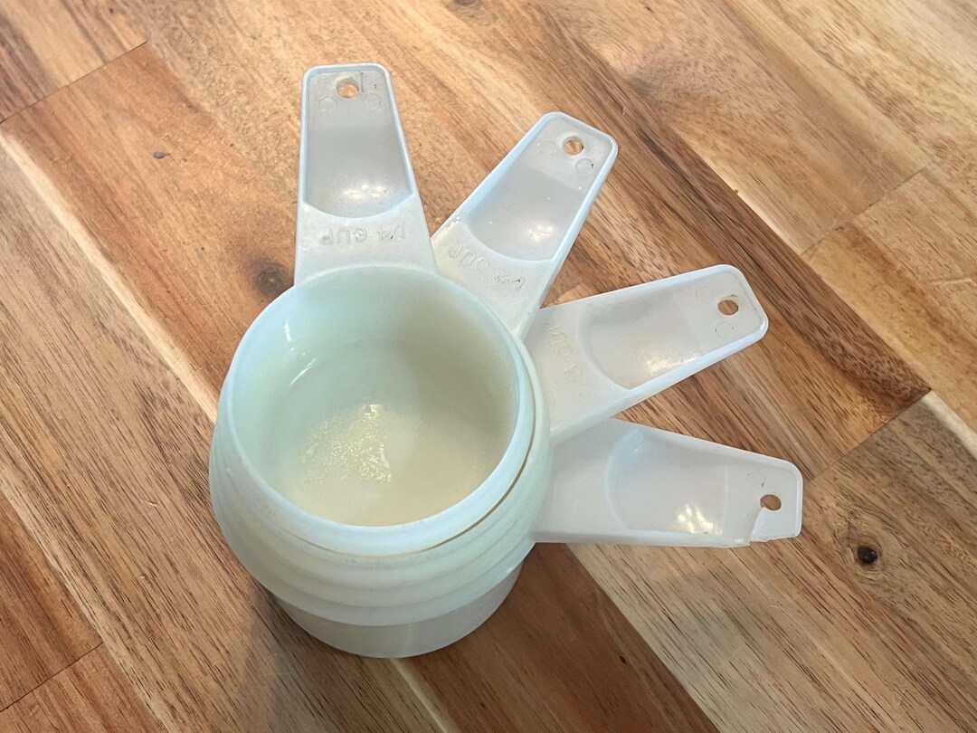 White Vintage Tupperware Measuring Cups - Etsy