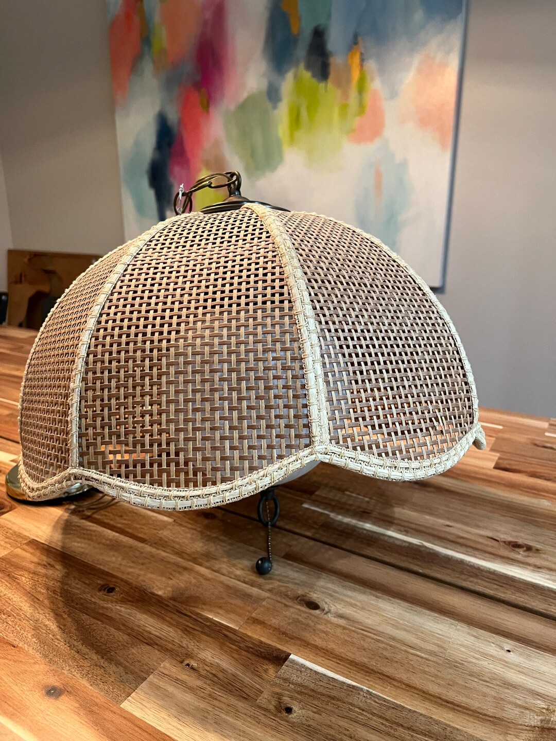 Vintage Tan Wicker Rattan Scalloped Lamp Shade and Light With Globe ...