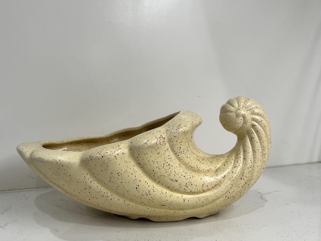 Ceramic Yellow Seashell Planter Tabletop Serving Bowl Speckled Vintage ...