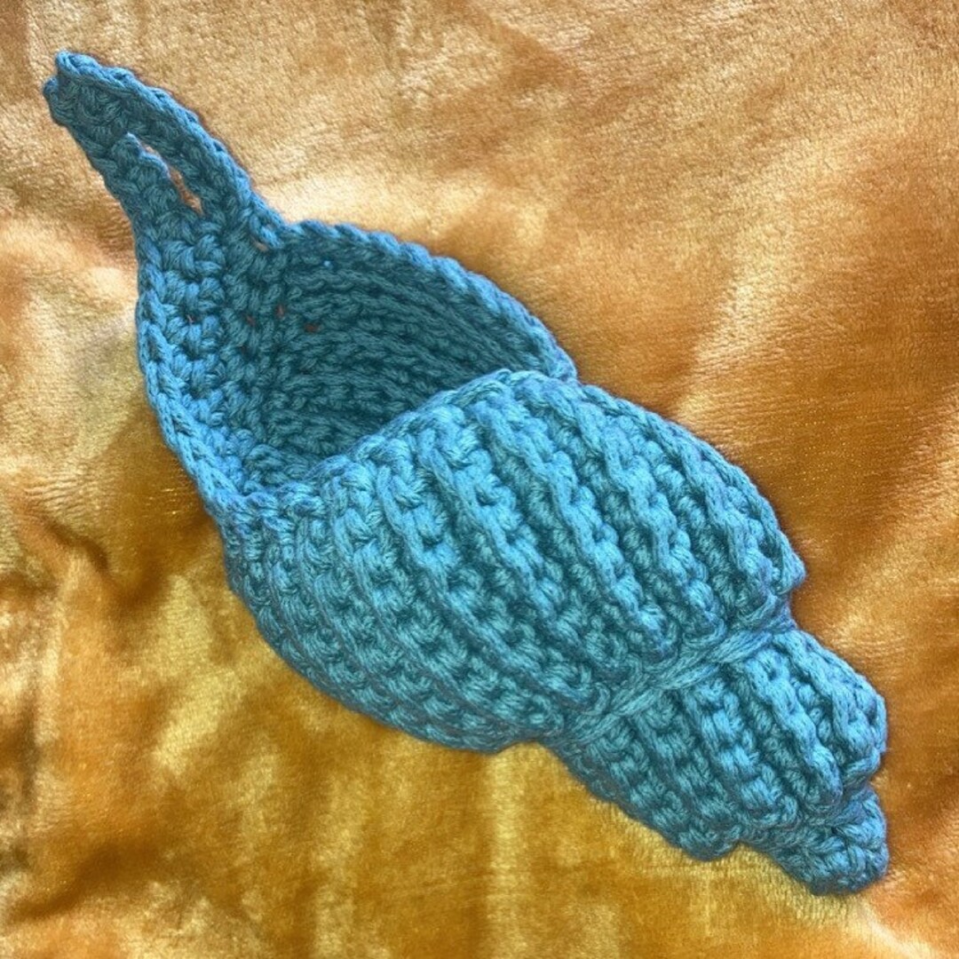 Crochet Small Spiral Shell Basket/ Decorative Wall Hanging/ Home Decor ...