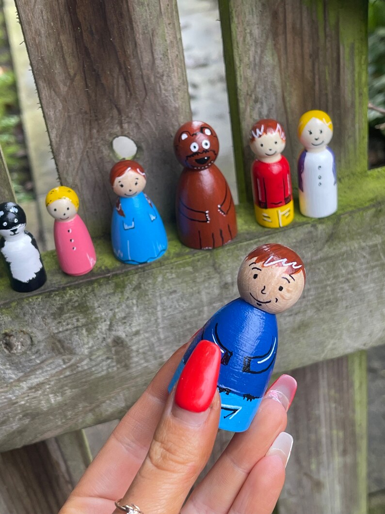 Were Going on a Bear Hunt peg Dolls - Etsy