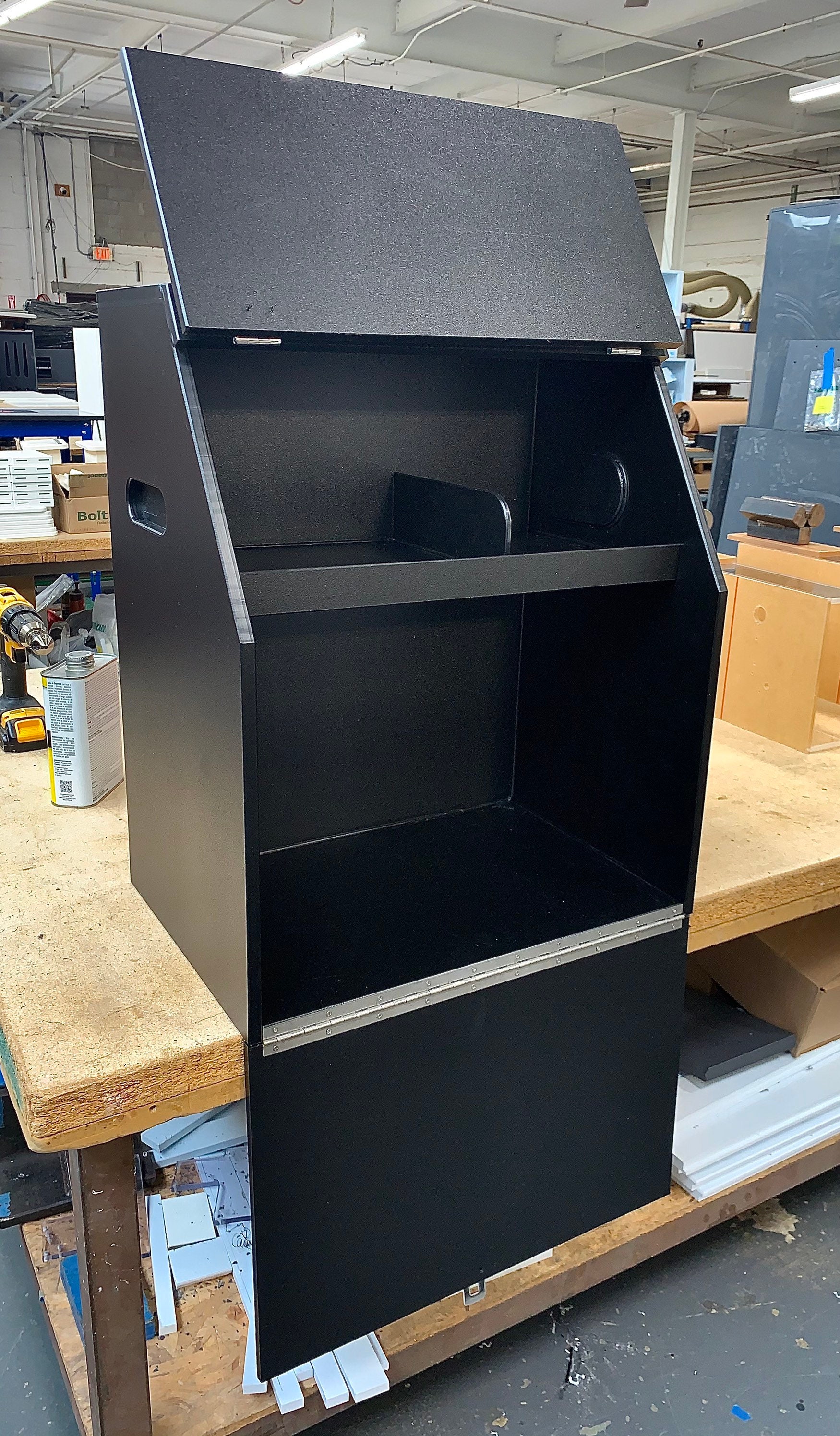 Grooming Wall Box - Select Edition Black - Etsy