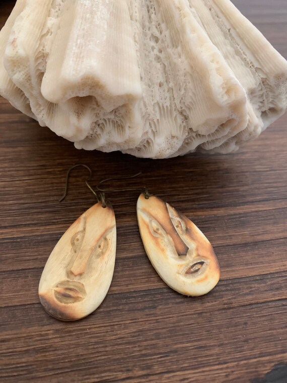 Vintage Carved Bone Faces Sterling Silver Link Bracel… - Gem