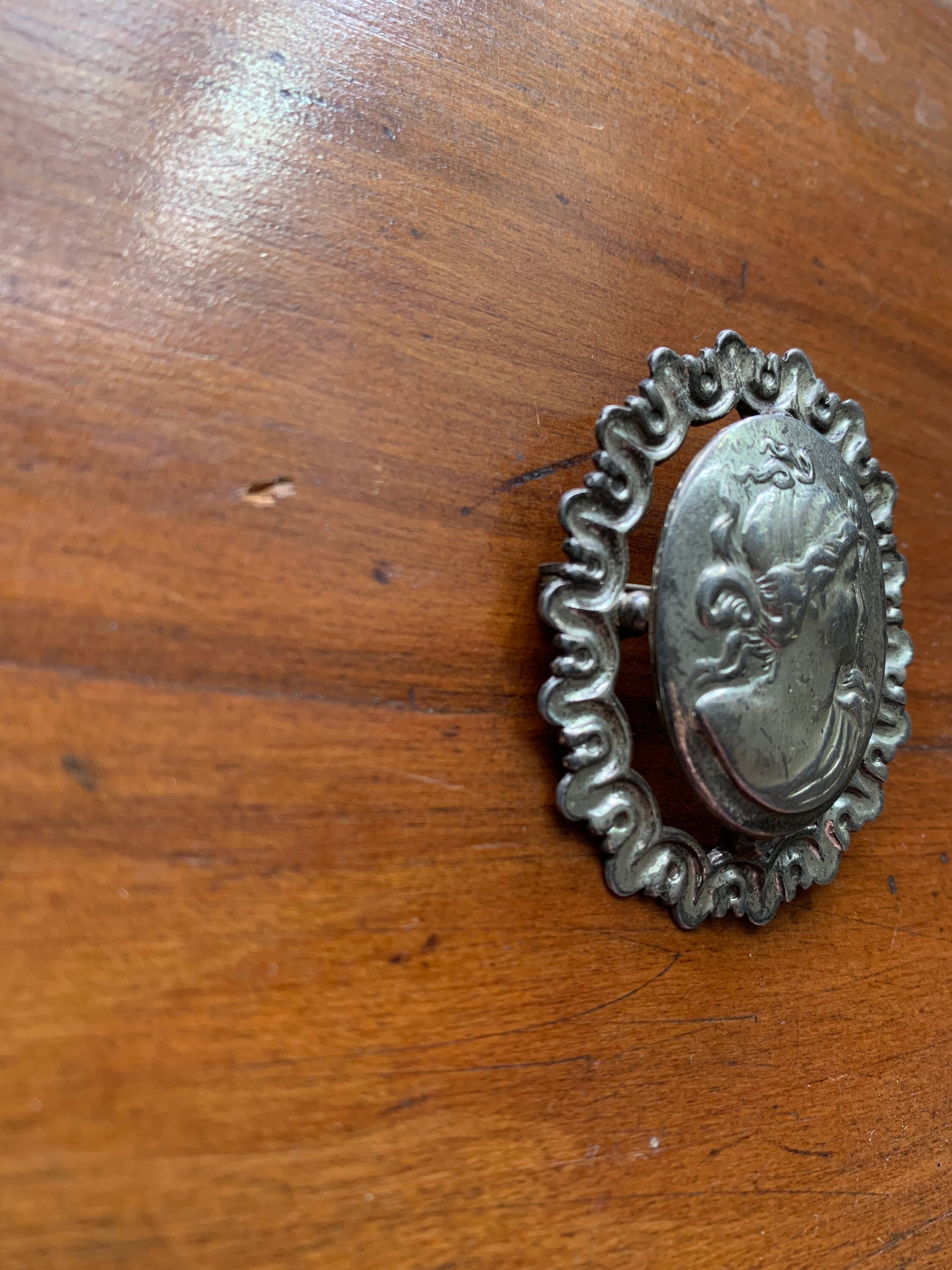 Jahrgang Lang Sterling Silber Kamee Brosche / Stift mit gewellten Rand ...