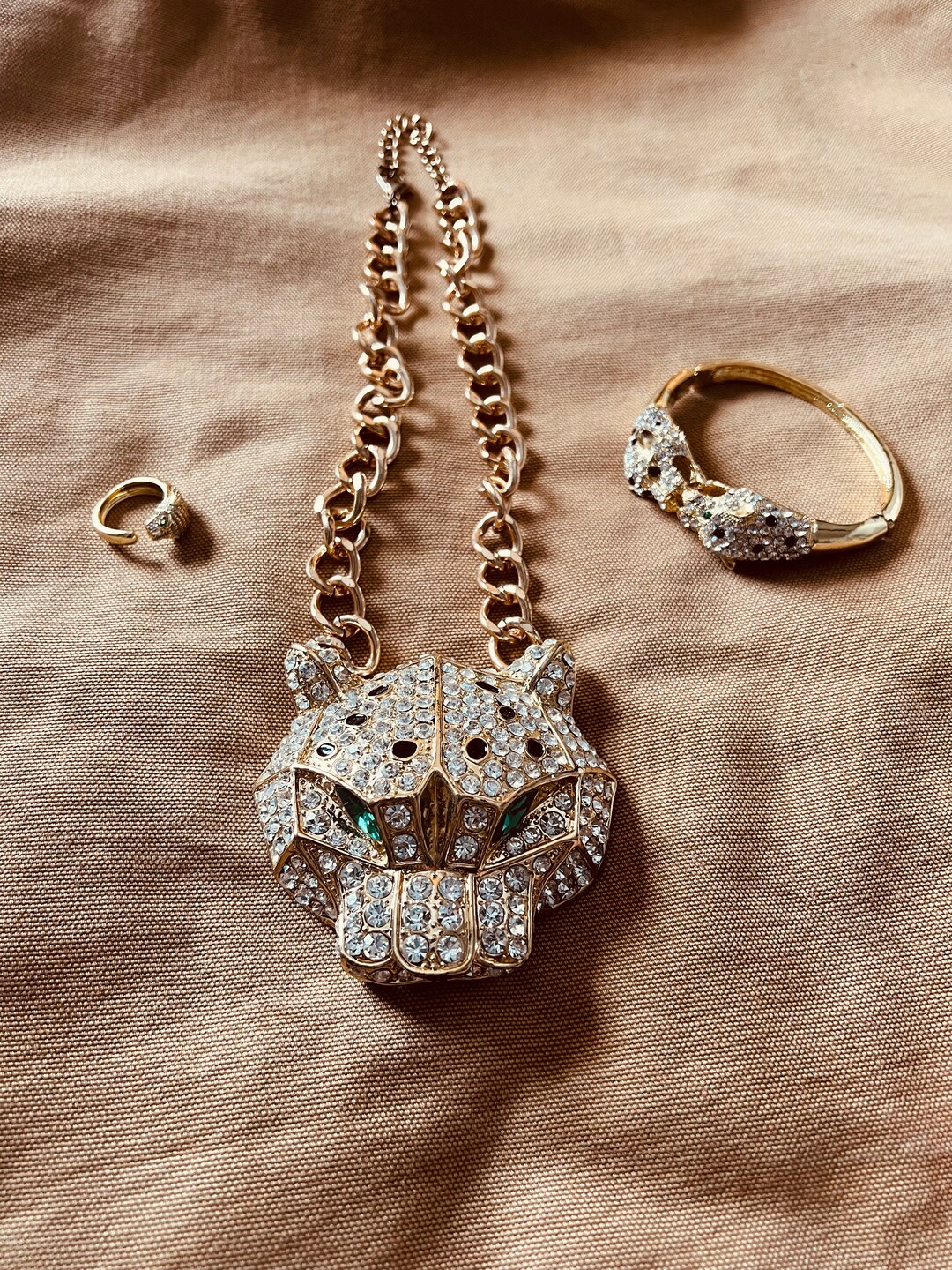 Vintage Jaguar Set - Etsy