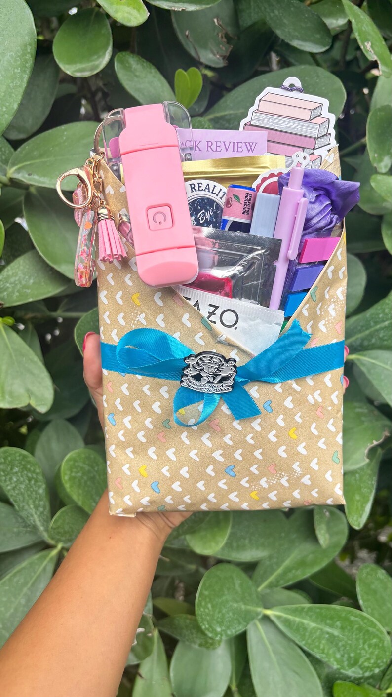 Blind Date With A Book| Date Night With a Book| Personalized Reader ...