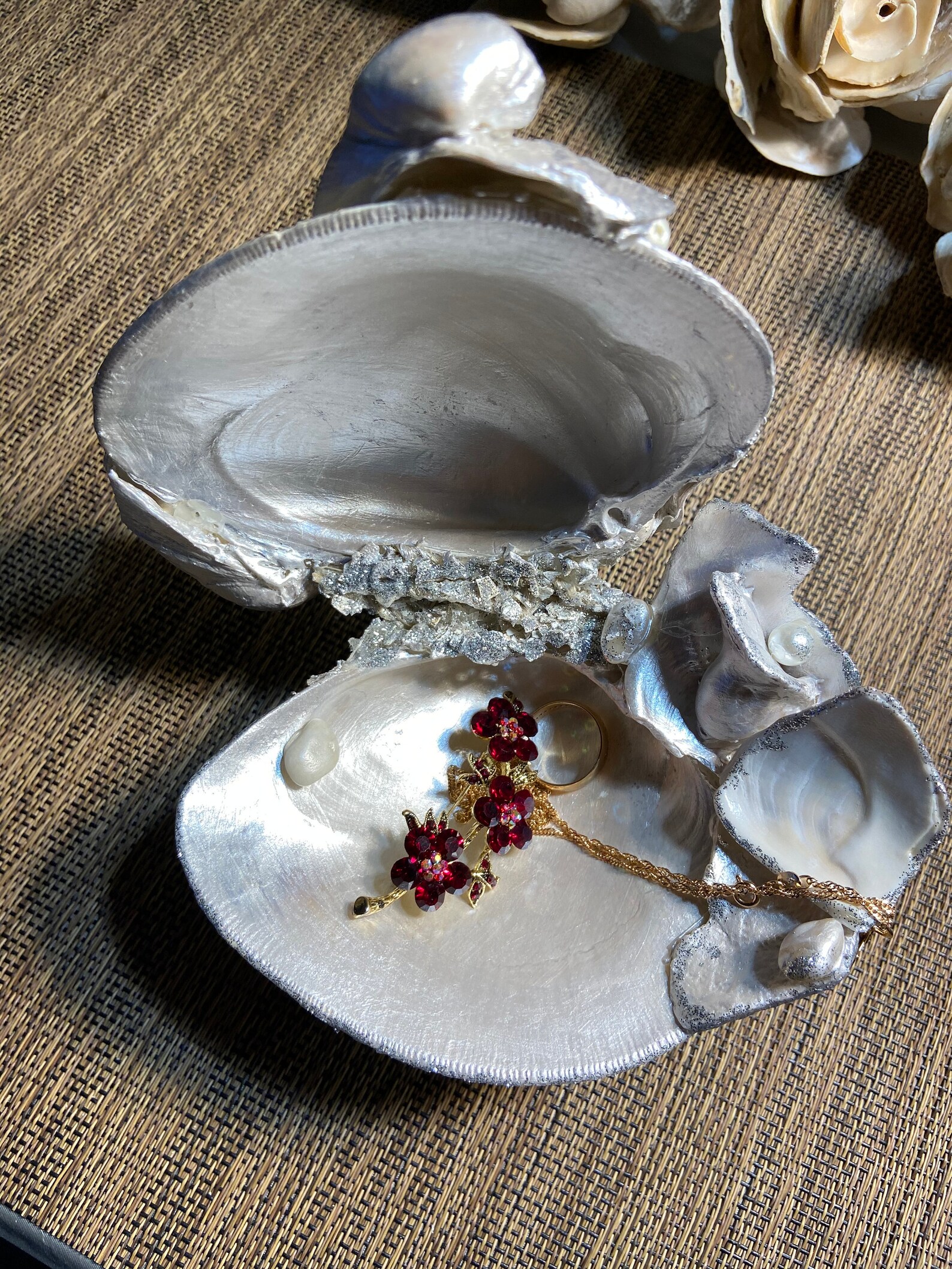 Shell Ring Holder - This Unique Gold Shell is the Perfect Ring Holder ...