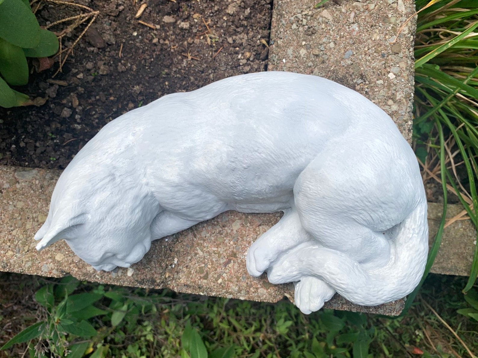 Sleeping Cat Garden Statue - Etsy