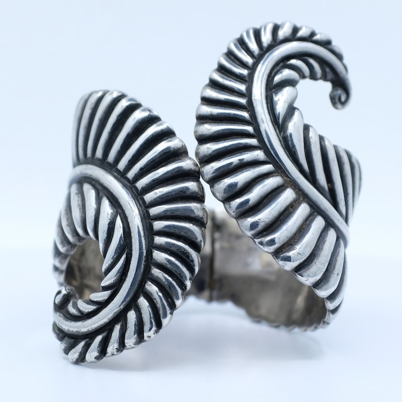 Clamper Bracelet - Etsy