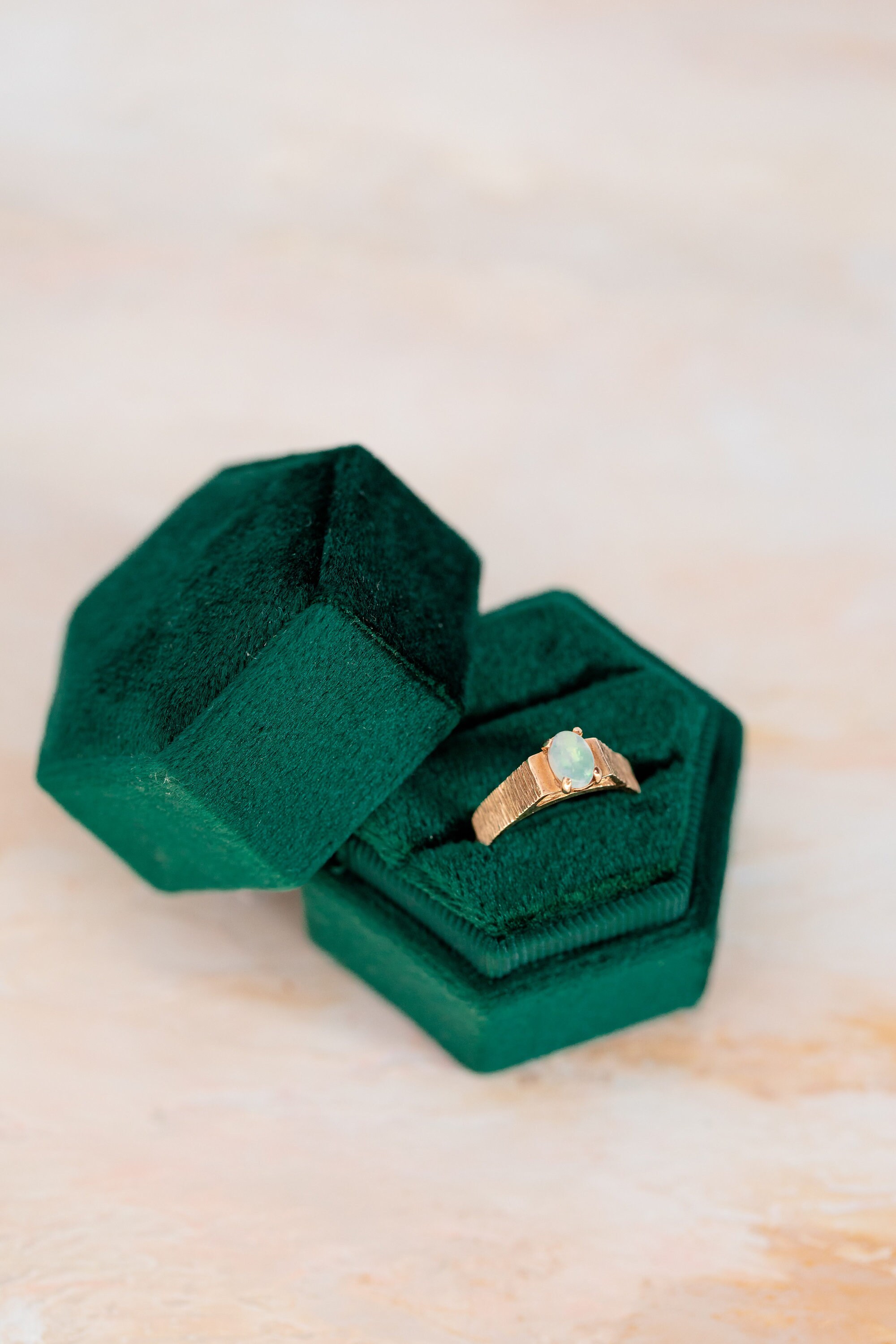 Dark Emerald Green Velvet Wedding Ring Box Hunter Green - Etsy Canada