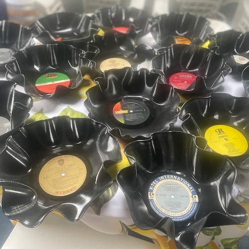 Vinyl Record Bowls Handmade From Vintage Upcycled Vinyl - Etsy