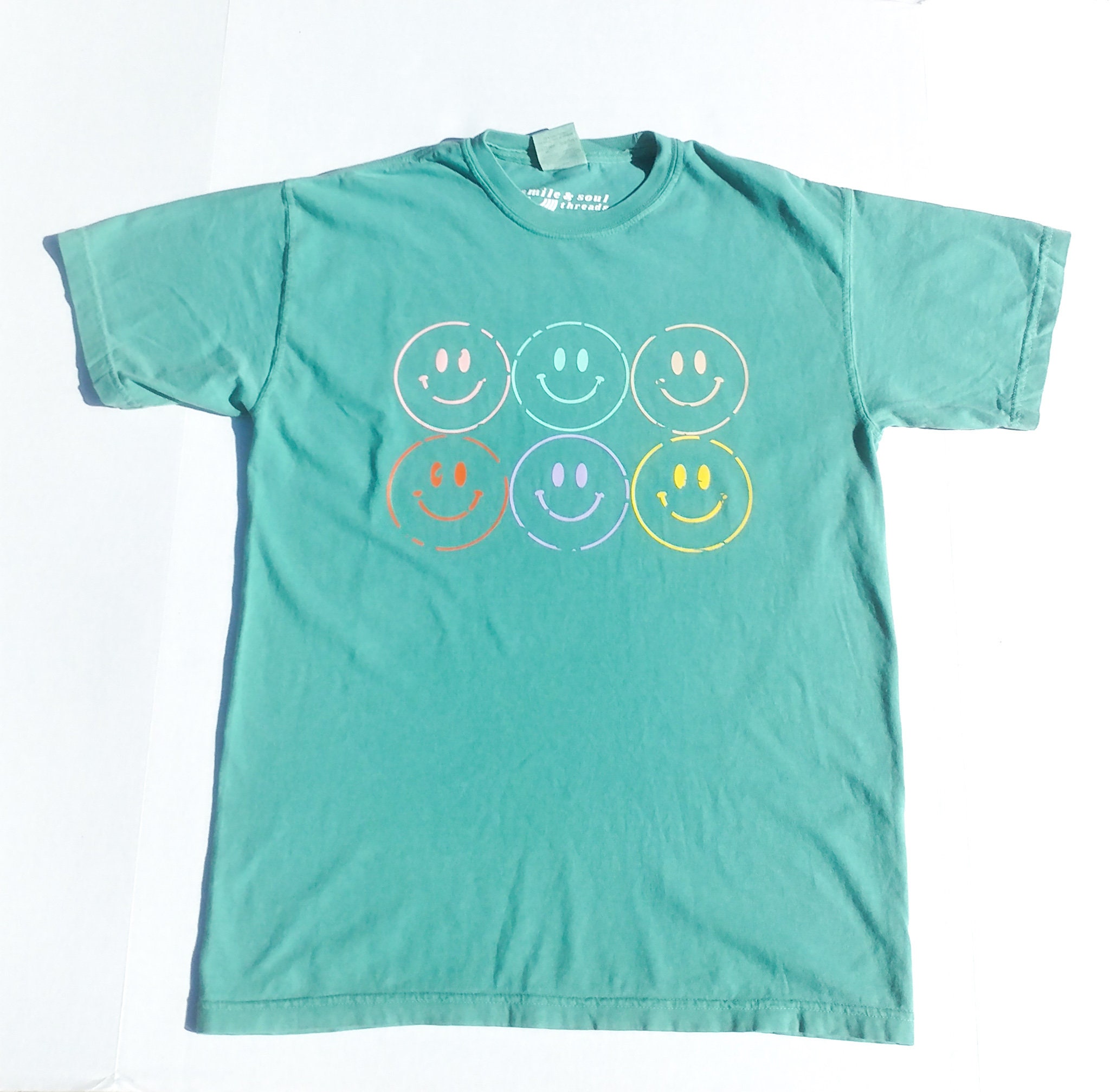 Smiling Face Vintage Shirts Women Happy Face Tshirt Smile Tee - Etsy