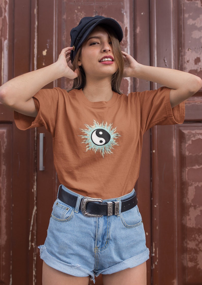 Comfort Colors Yin Yang Tshirt Trendy Tops Trendy Clothes Tshirt Women ...