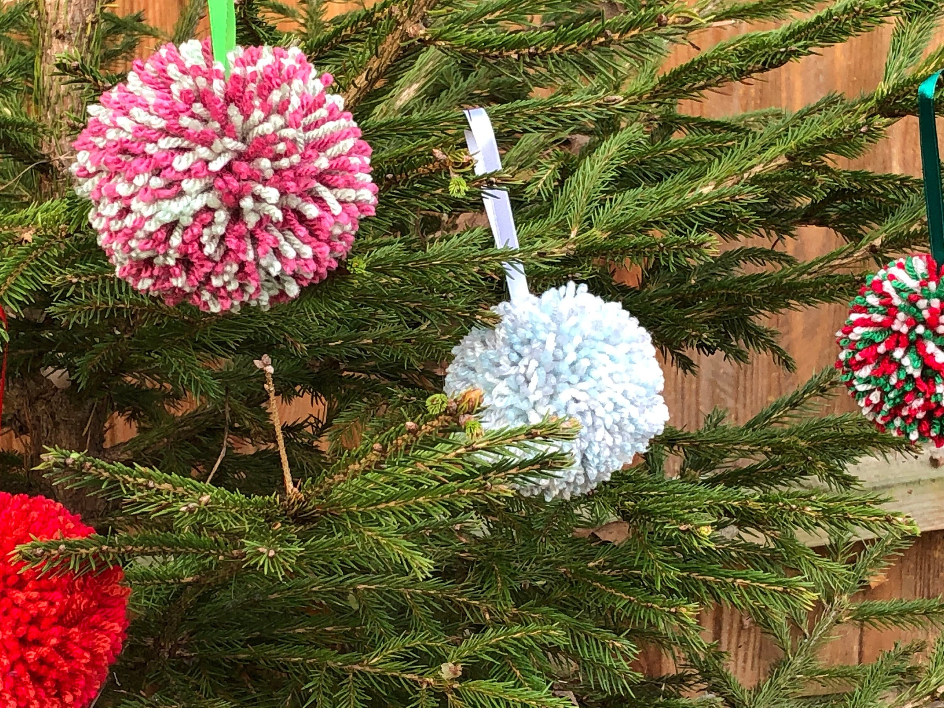 Set of Three Pom Pom Baubles / Pom Pom Tree Decoration / Colourful Tree ...