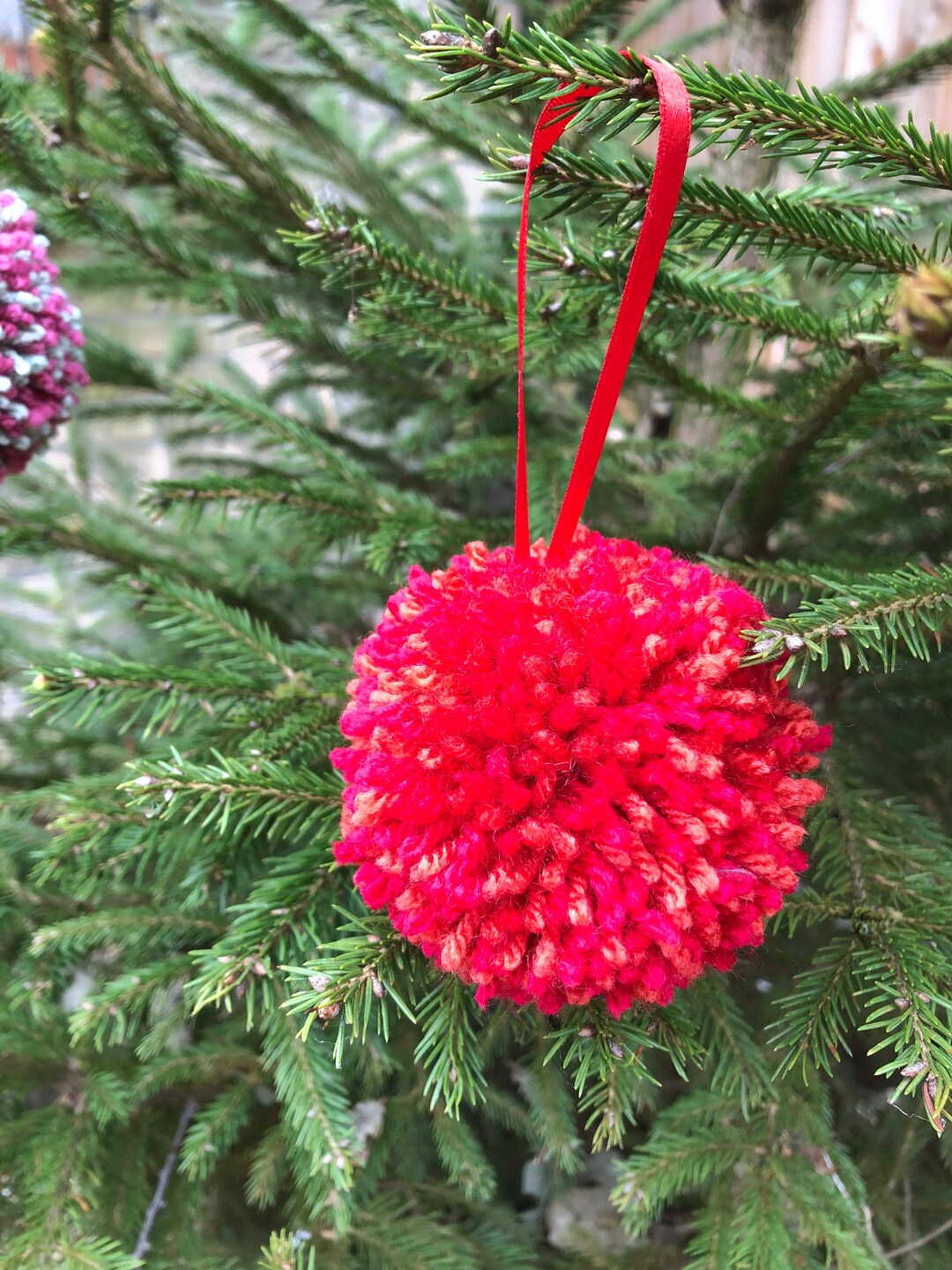 Set of Three Pom Pom Baubles / Pom Pom Tree Decoration / Colourful Tree ...