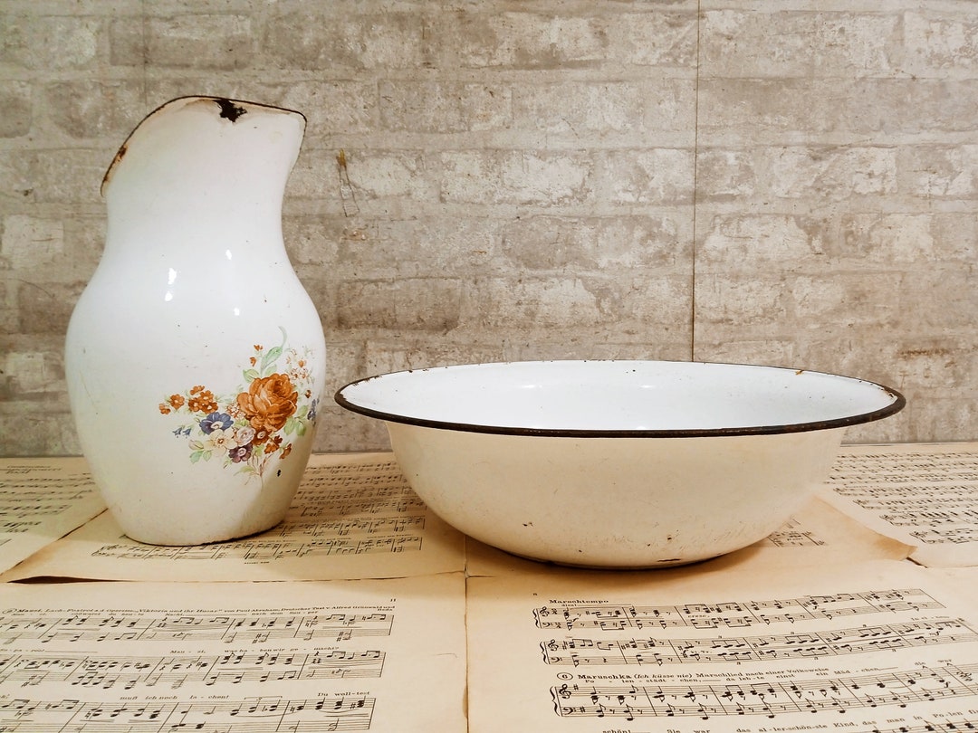 Rustic CLEANING SET Vintage Dish Set Old Dishes Enamel White - Etsy
