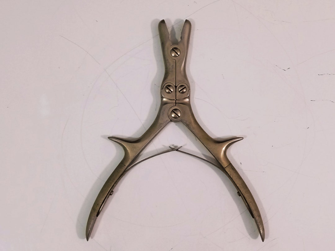 Vintage Surgical Pliers Healthcare Instrument Clinic Clippers, Retro ...