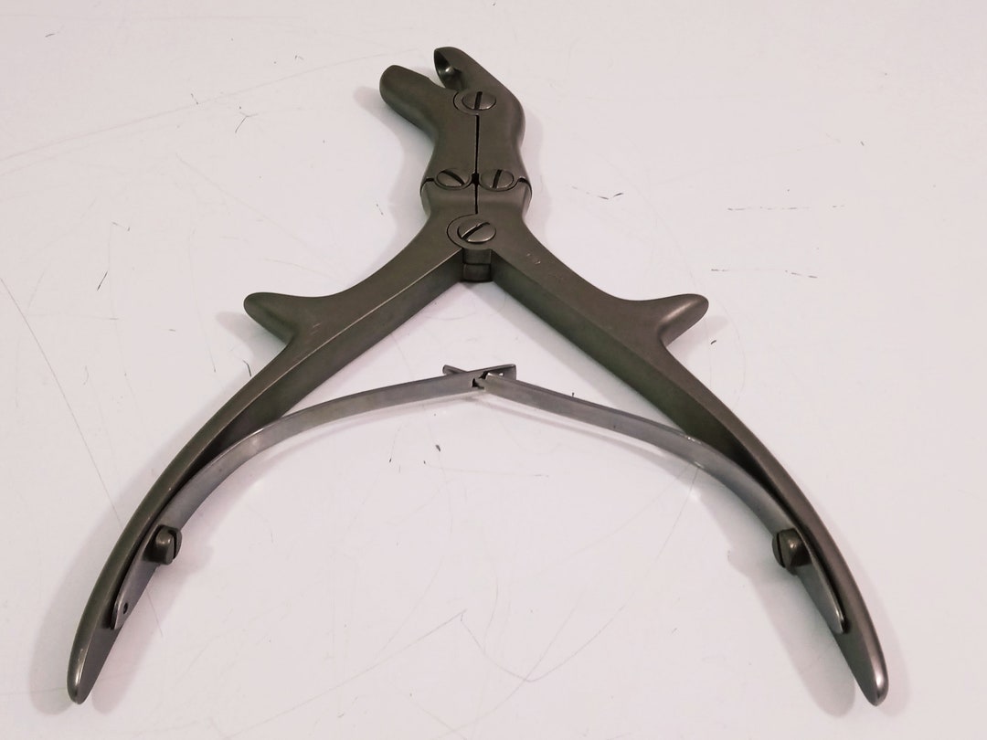 Vintage Surgical Pliers | Healthcare Instrument | Clinic Clippers ...