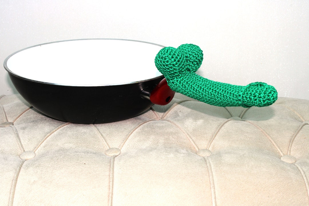 Willy Pan Handle Cover, Phallic Gag Gift, Pot Holder, Adult Humor ...