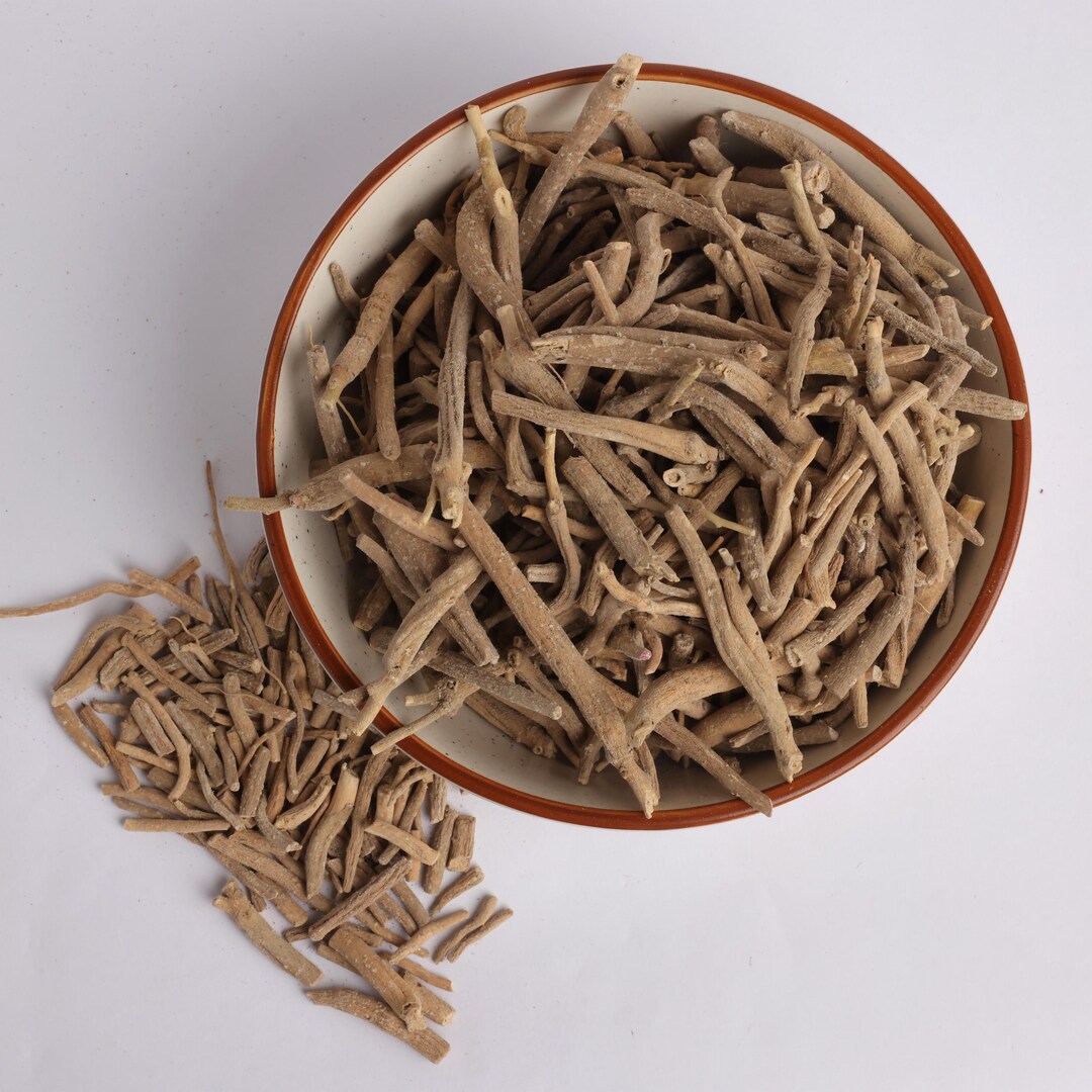 Dried Ashwagandha Root (indian Ginseng / Amukkara) | Traditional ...